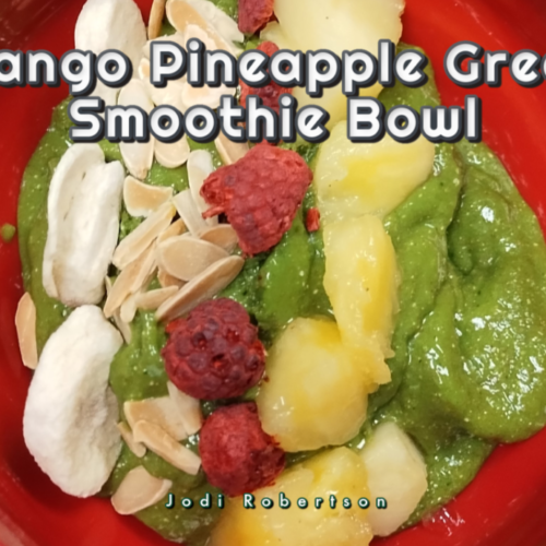 Acai Green Smoothie Bowl - Homeschooling on a Shoestring