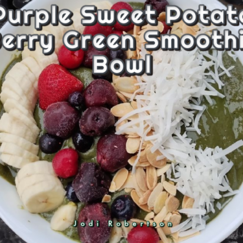 Acai Green Smoothie Bowl - Homeschooling on a Shoestring